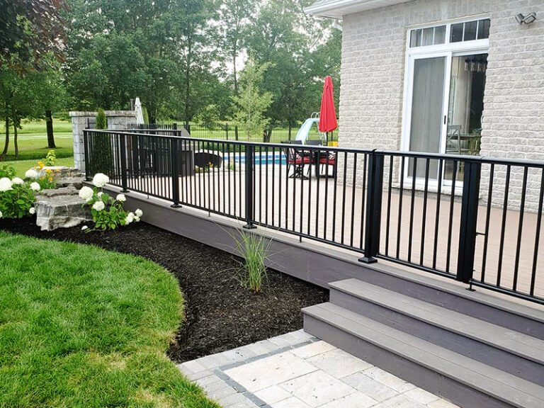 10 Benefits of Aluminum Deck Gates | Century Aluminum
